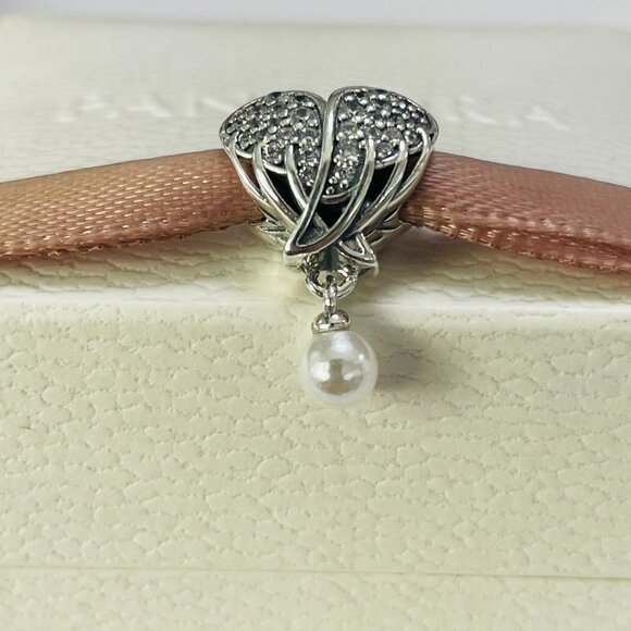 Pandora | Jewelry | Pandora Sparkling Angel Wings Heart Charm | Poshmark
